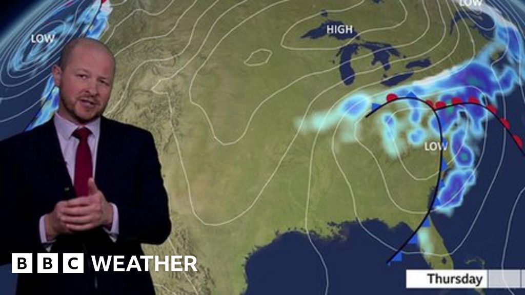 Severe thunderstorms break out across the US - BBC Weather