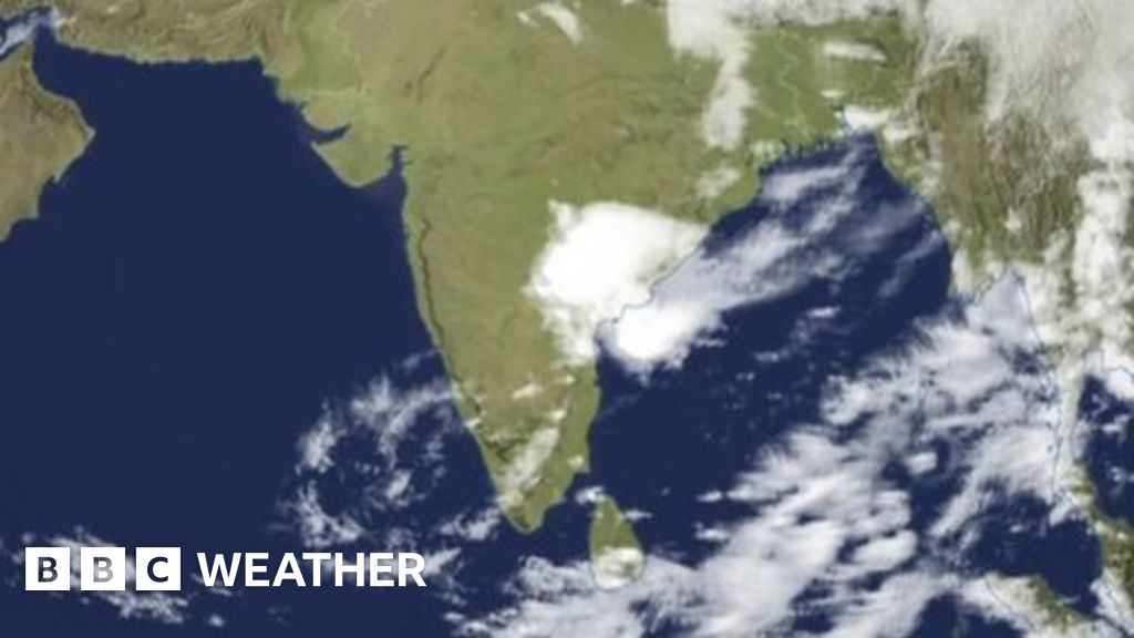 Storm risk continues for parts of India - BBC Weather