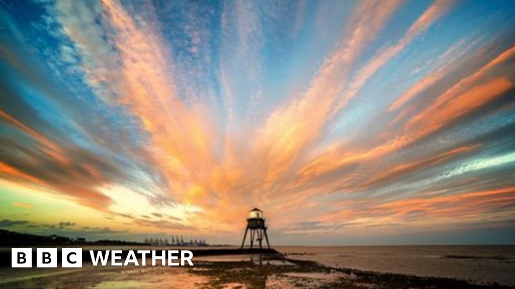 Striking sunsets of the year - BBC Weather
