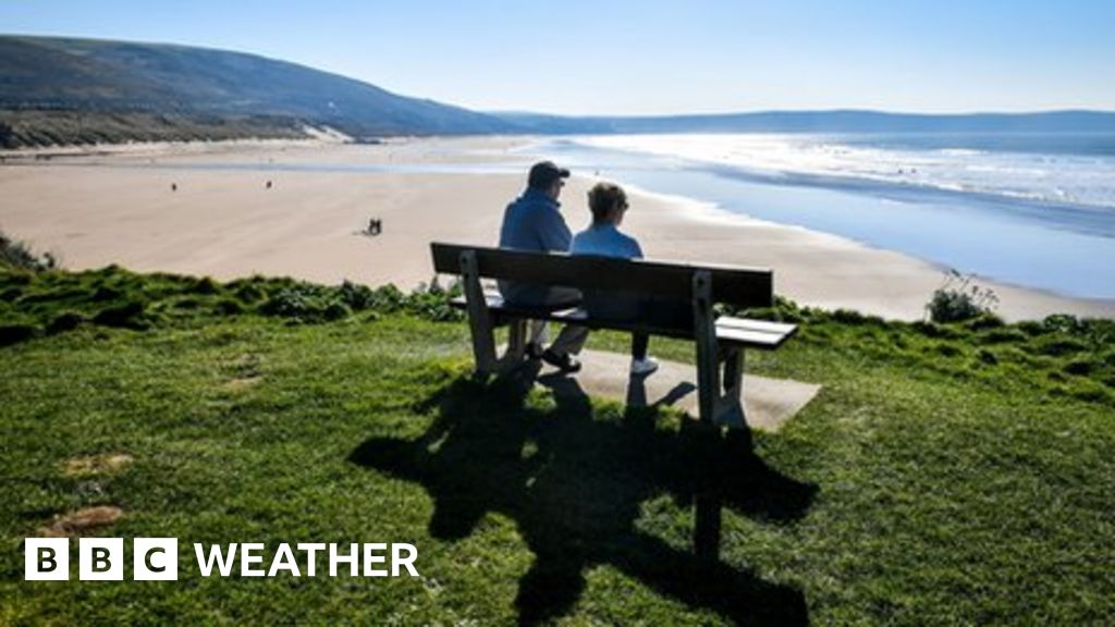 UK February warmth: why is it so warm? - BBC Weather