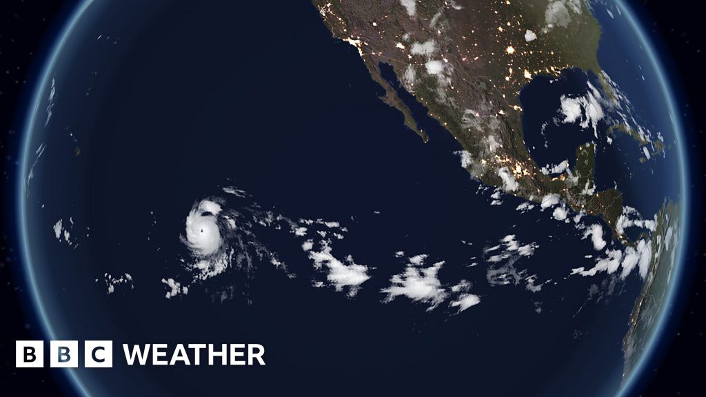 Multiple storms in the Pacific and Atlantic - BBC Weather