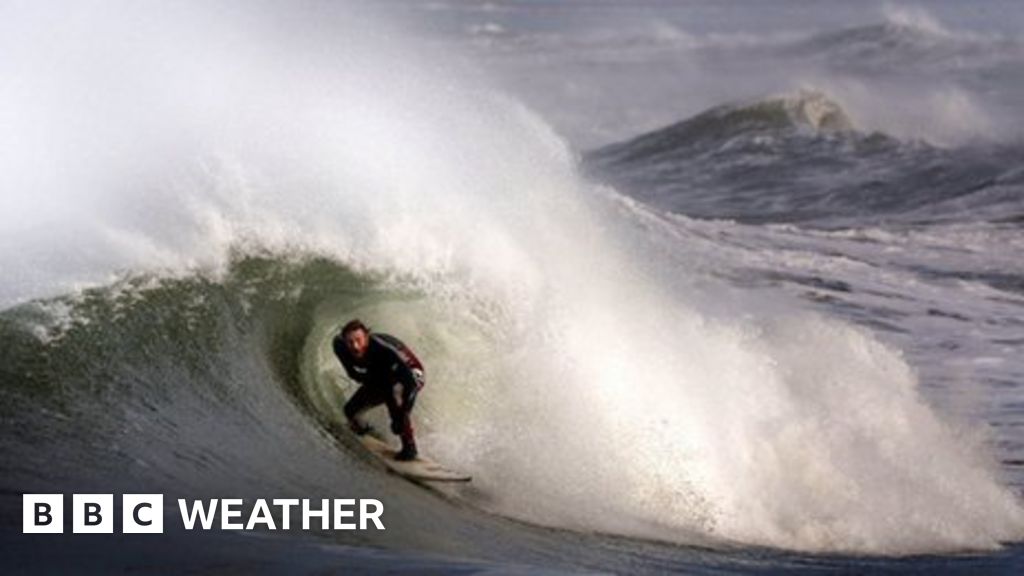 Surfing big waves in the UK - BBC Weather