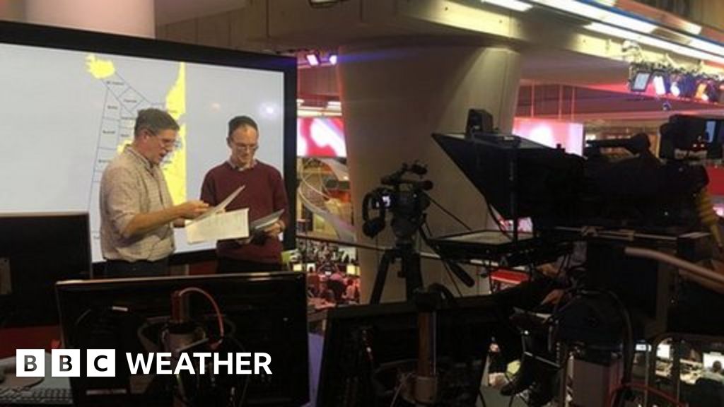 Behind the scenes of the Shipping Forecast - BBC Weather