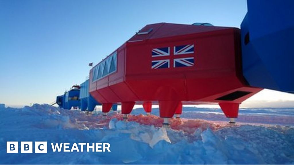 Ice chasm threatens Antarctica research station - BBC Weather