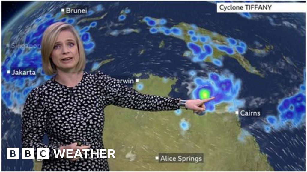 Australia braces for Cyclone Tiffany - BBC Weather