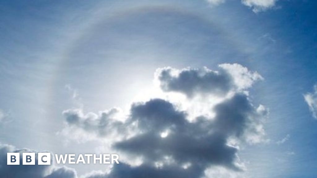 What are Sun and Moon halos? - BBC Weather