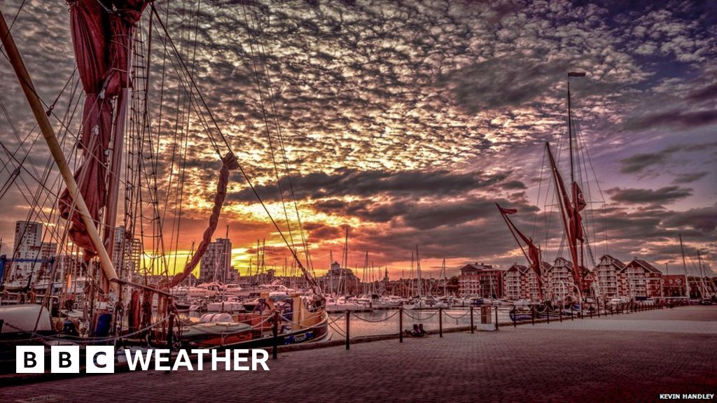 Your midsummer weather photos - BBC Weather