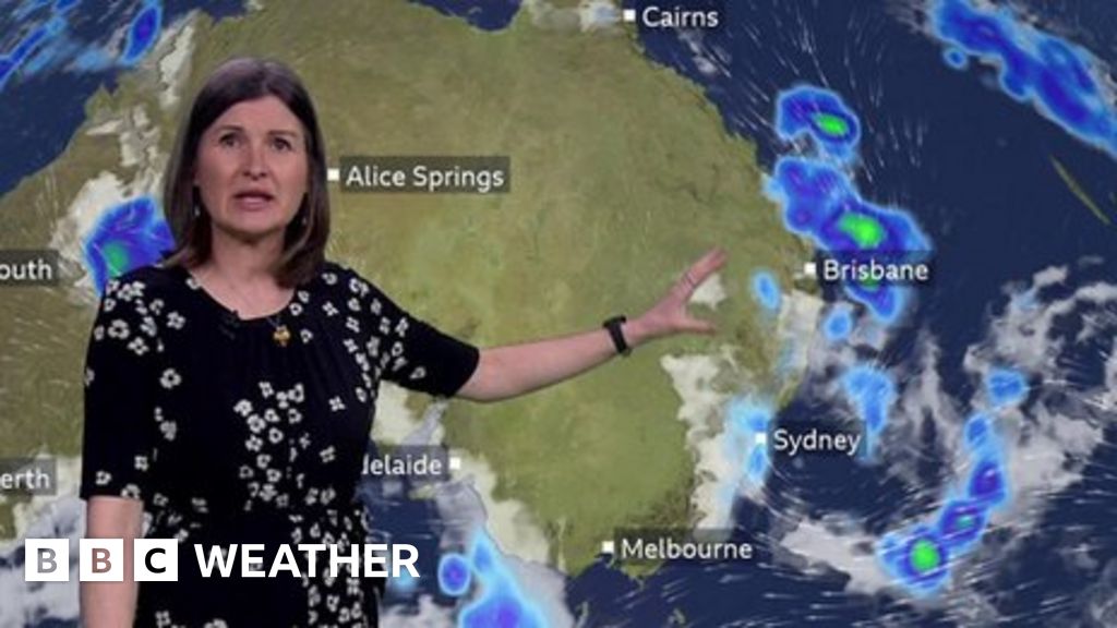 Australia braces for further heavy rain after devastating floods - BBC ...