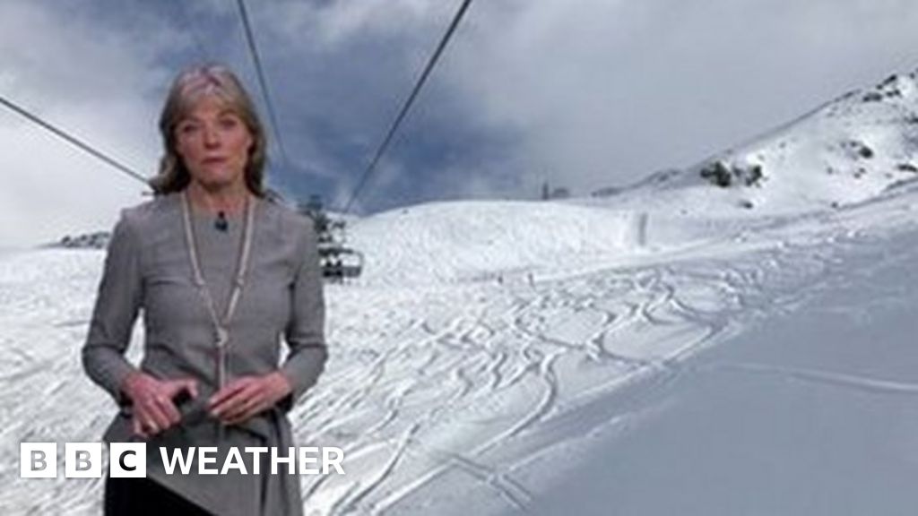 Snow looks set to bring relief to Europe's ski resorts - BBC Weather