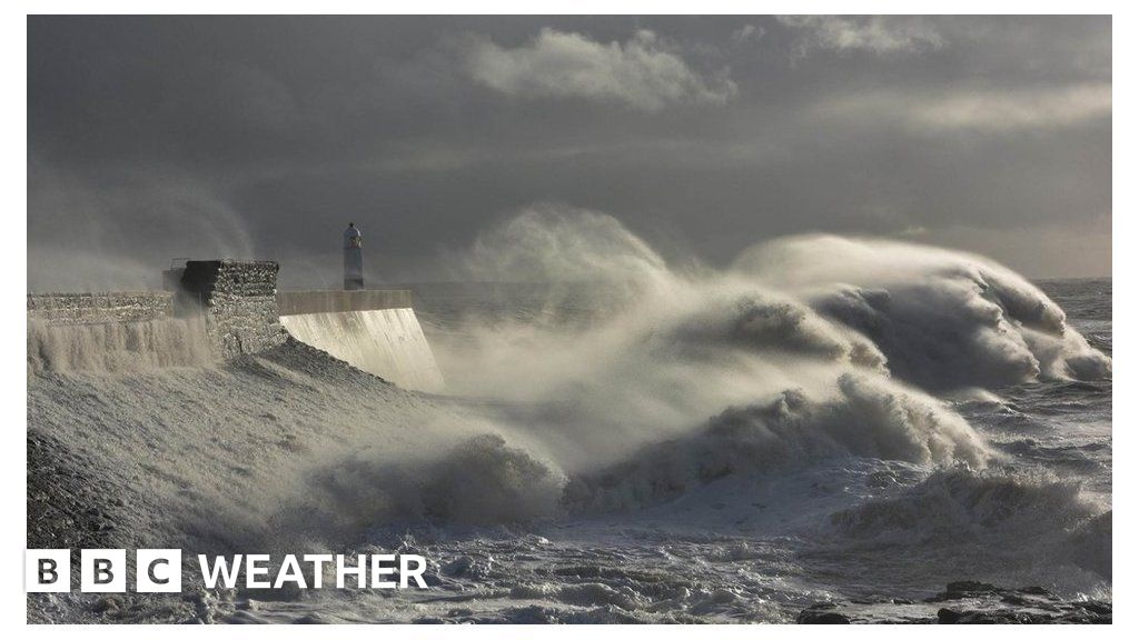 Stormy weather for parts of the UK - BBC Weather