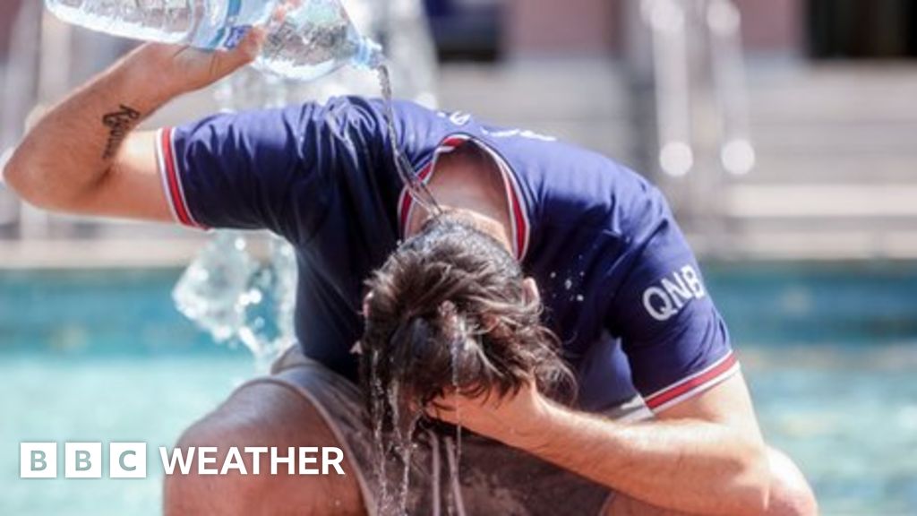 Europe heatwave: Dangerously hot weather continues - BBC Weather