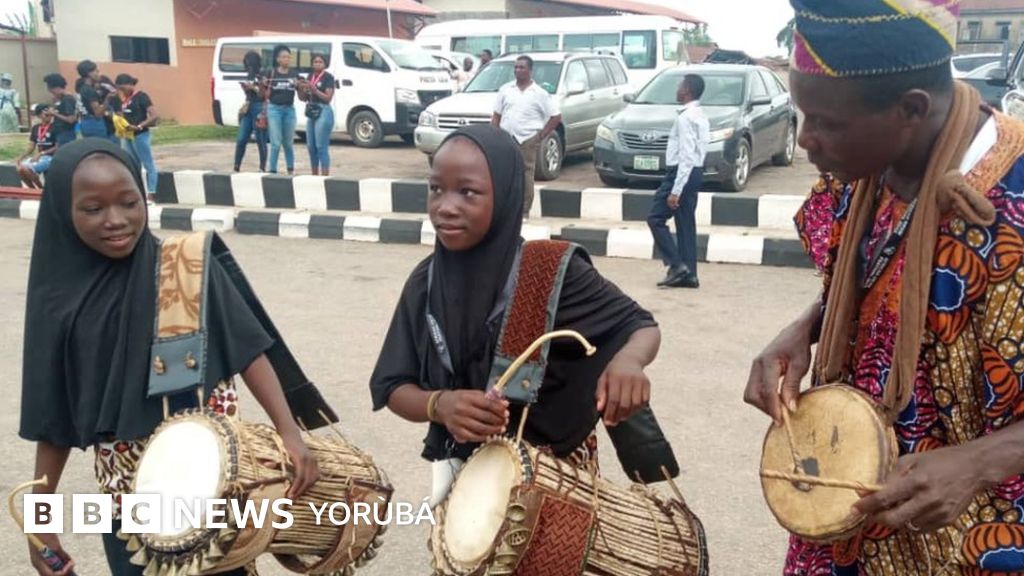 African Drum Festival: Ìbejì Àyànbìnrin tó ti ń di gbajúgbajà - BBC ...