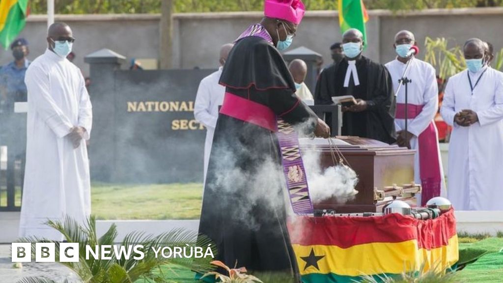 Mass burial Ghana: Tètè wá gbé òkú eèyàn rẹ bí bẹ́ẹ̀ kọ́ a ó sìn wọ́n ...