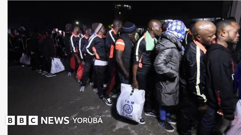 Orílẹ̀èdè Canada dá ọmọ Naijiria 366 padà sílé - BBC News Yorùbá