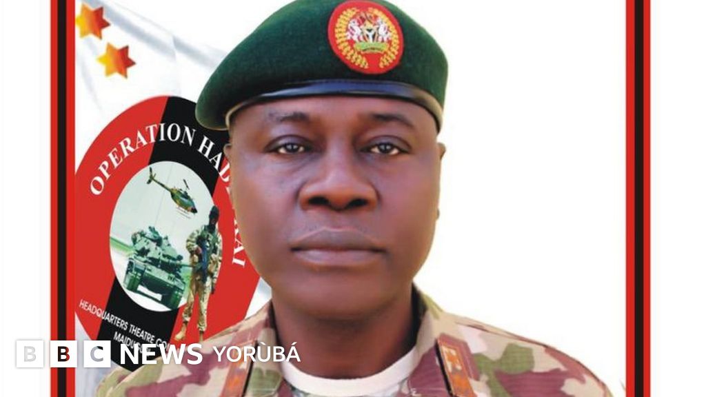 Maj Gen Faruk Yahaya: Ìdí rèé tí ọ̀gágun 30 fi gbọdọ̀ kọ̀wé fipò sílẹ̀ ...