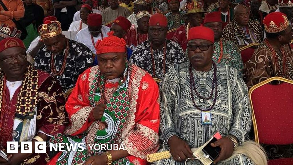 Isinku Alex Ekwueme waye nipinlẹ Anambra - BBC News Yorùbá