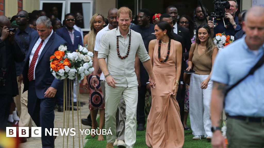 Wo àwòrán Ọmọọba Harry àti Ìyàwó rẹ̀ nígbà tí wọ́n dé sí Naijiria - BBC ...