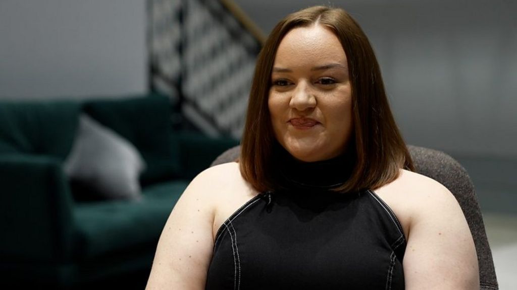 'Roedd cael strôc yn erchyll a ches i ddim help' - BBC Cymru Fyw