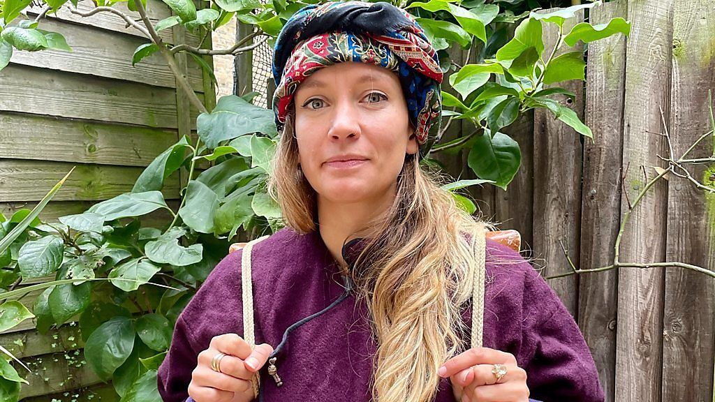 'Female explorers weren't taken that seriously at the time' - BBC Newsround