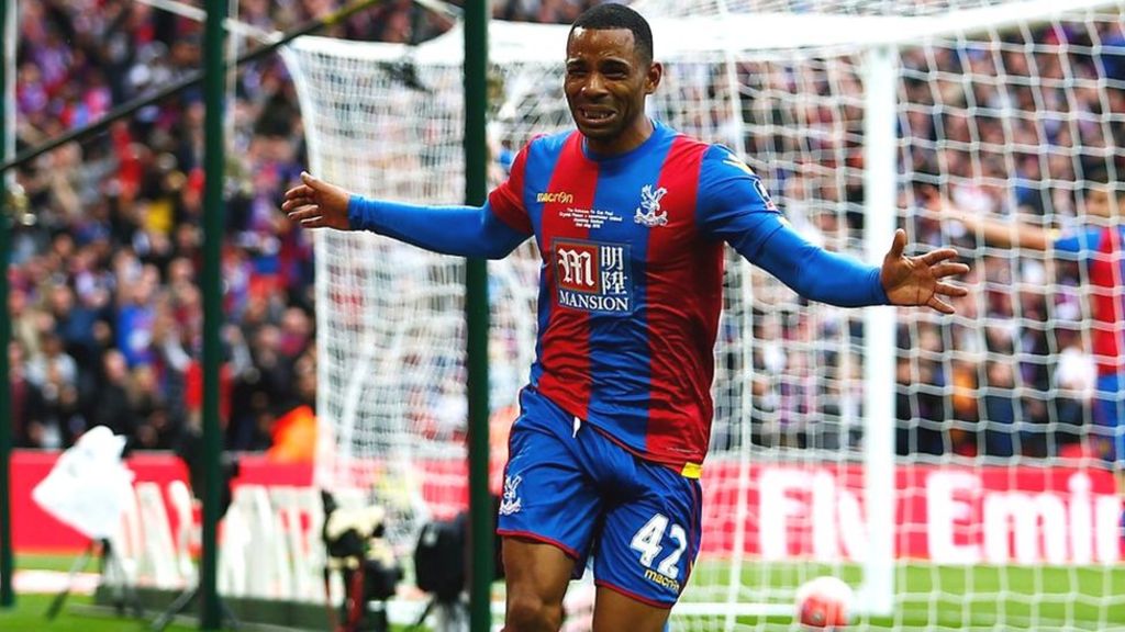 FA Cup final: Jason Puncheon fires Palace into the lead - BBC Sport