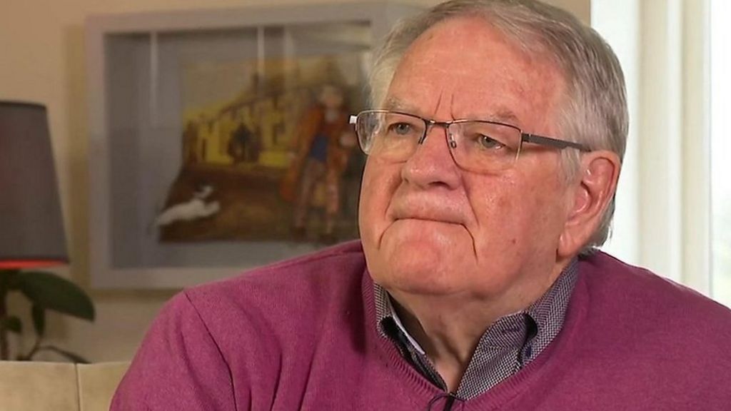 Dafydd Iwan yn 80: Gwyliwch y cyfweliad estynedig - BBC Cymru Fyw