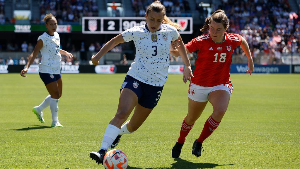 Esther Morgan: Wales defender Morgan joins Hearts after Tottenham exit ...