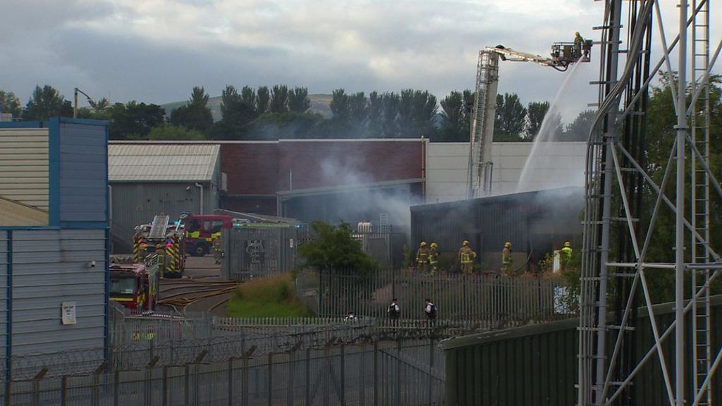 Belfast glassware factory destroyed by 'suspicious' fire - BBC News