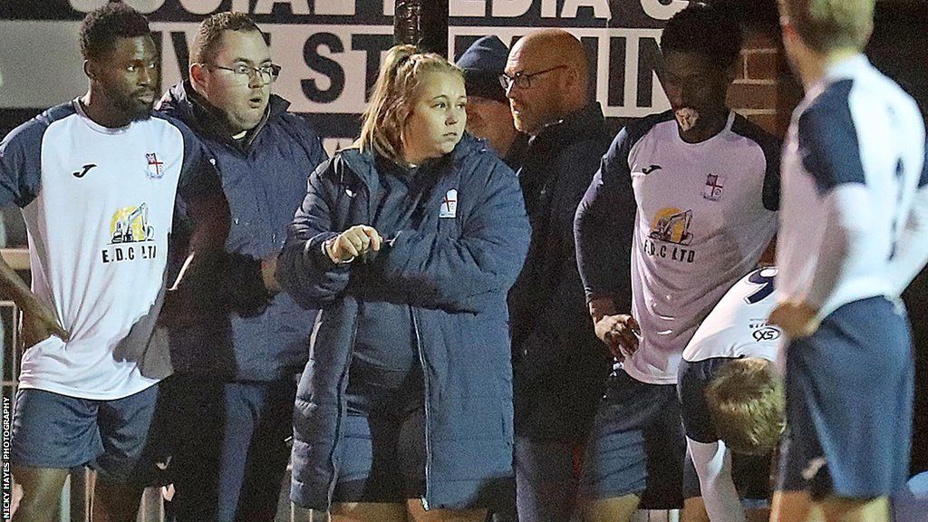 April Smith: Essex-based coach forges career within men's game - BBC Sport