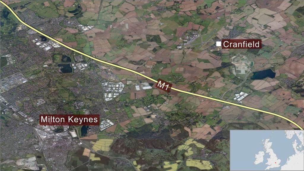 Stansted Airport: Drone 'missed landing plane by 15m' - BBC News