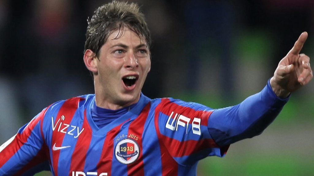 Emiliano Sala: Julien Laurens on 'warrior spirit' of Argentine striker ...