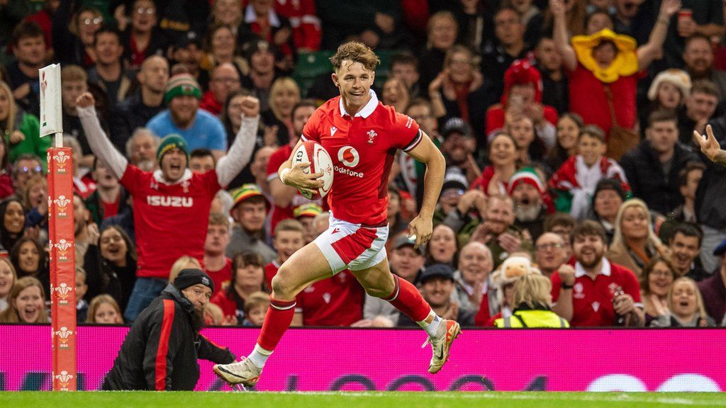 Wales 49-26 Barbarians: Leigh Halfpenny and Alun Wyn Jones score on fond farewell - BBC Sport