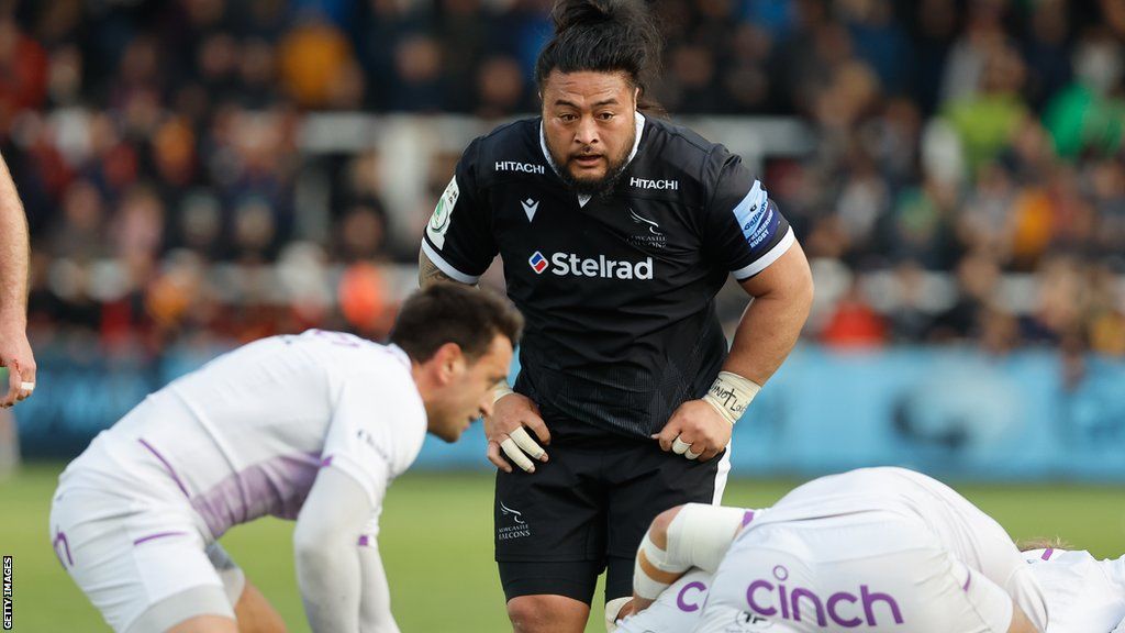 Saracens: James Hadfield and Logovi'i Mulipola extend contracts - BBC Sport