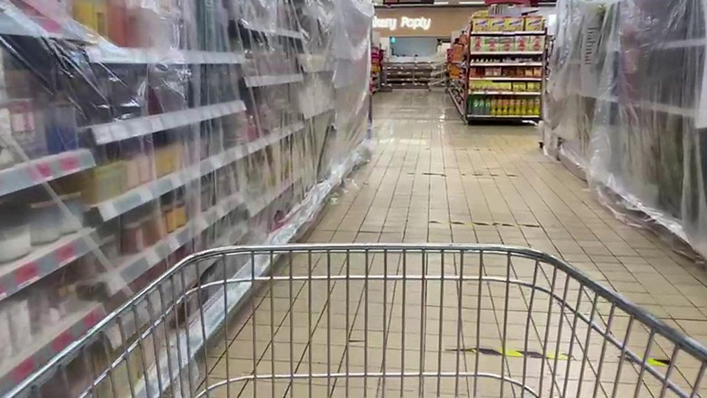 Busnesau i orfod gwneud asesiad risg Covid-19 - BBC Cymru Fyw