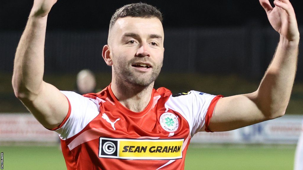 Colin Coates: Irish League stalwart determined to play again after ...