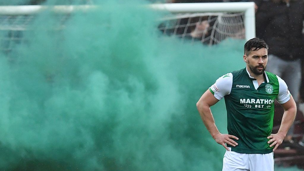 Watch: Flares thrown from stands at Edinburgh derby - BBC Sport