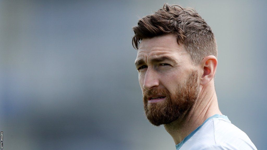 Richard Gleeson: Warwickshire sign England T20 paceman for Blast - BBC ...