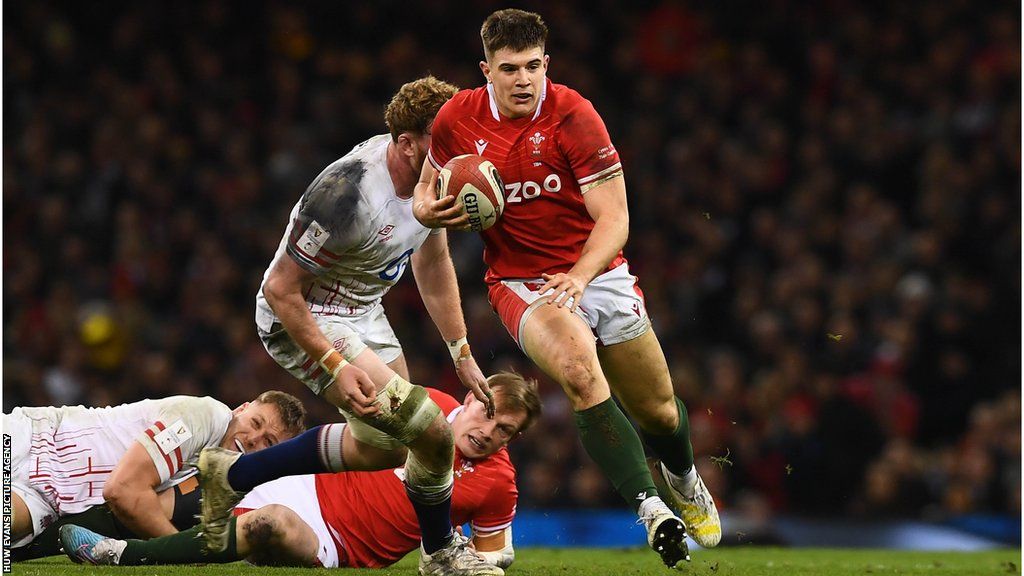 Joe Hawkins: Exeter believe new signing remains eligible for Wales ...