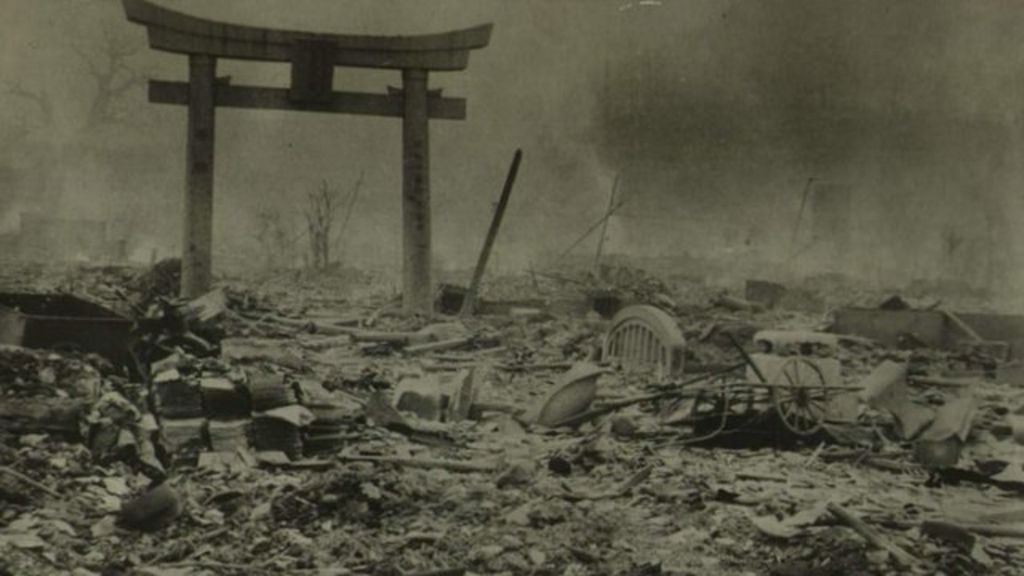 Devastation of Hiroshima shown in Scots soldier's photos - BBC News