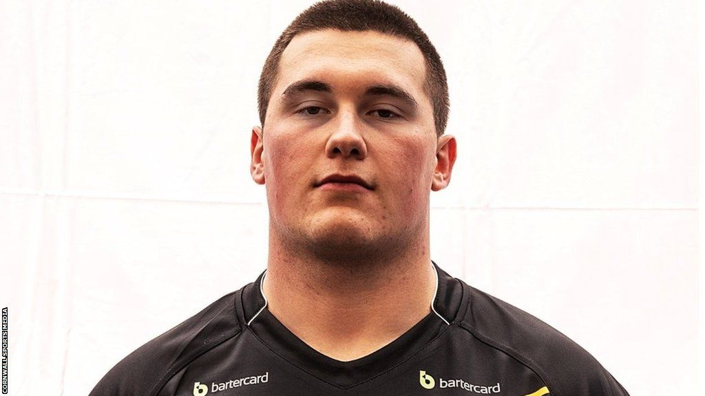 Ieuan Badham: Cornwall RLFC sign Rochdale forward - BBC Sport