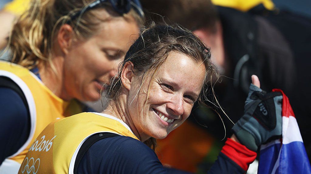 Sailing champion Hannah Mills to go for gold in Tokyo 2020 - BBC Sport