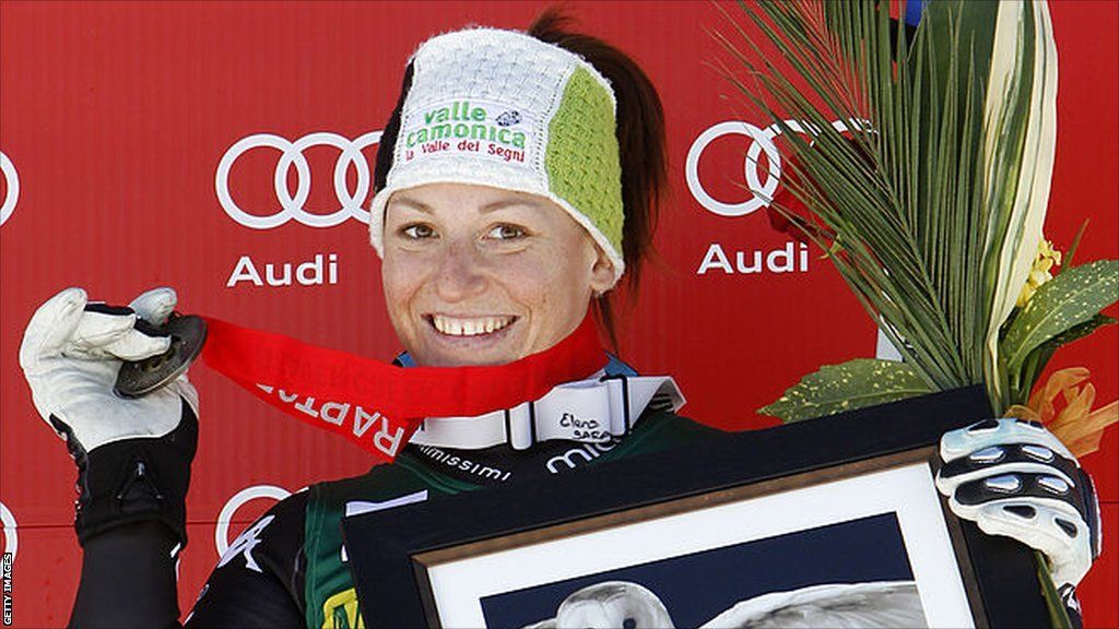Elena Fanchini: World Cup skiing medallist dies aged 37 - BBC Sport