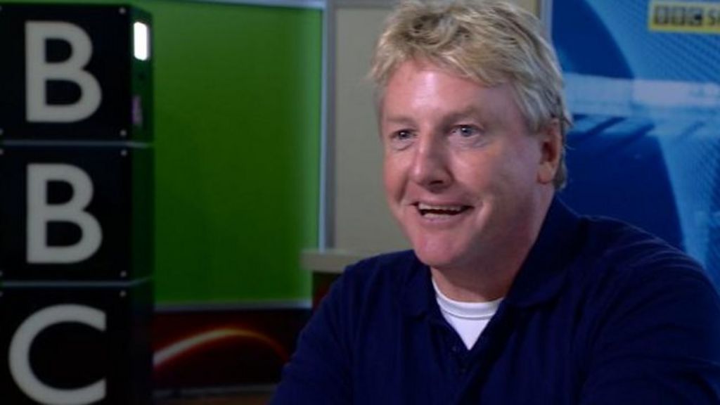 Frank McAvennie answers quick-fire questions on career - BBC Sport