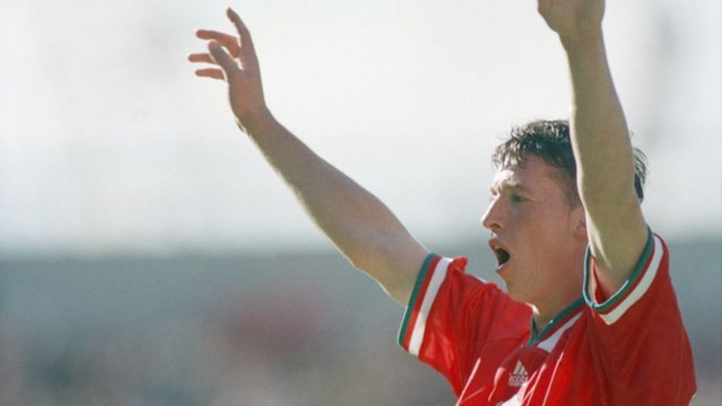 Lewandowski: Watch Premier League's fastest hat-tricks - BBC Sport