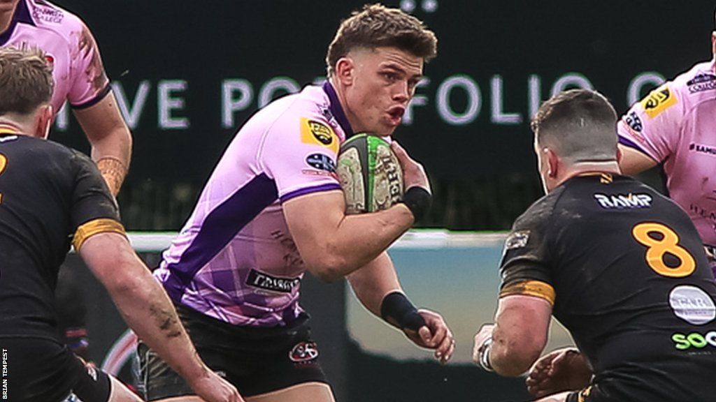 Cornish Pirates recover from early setback to beat Ampthill 33-14 in ...