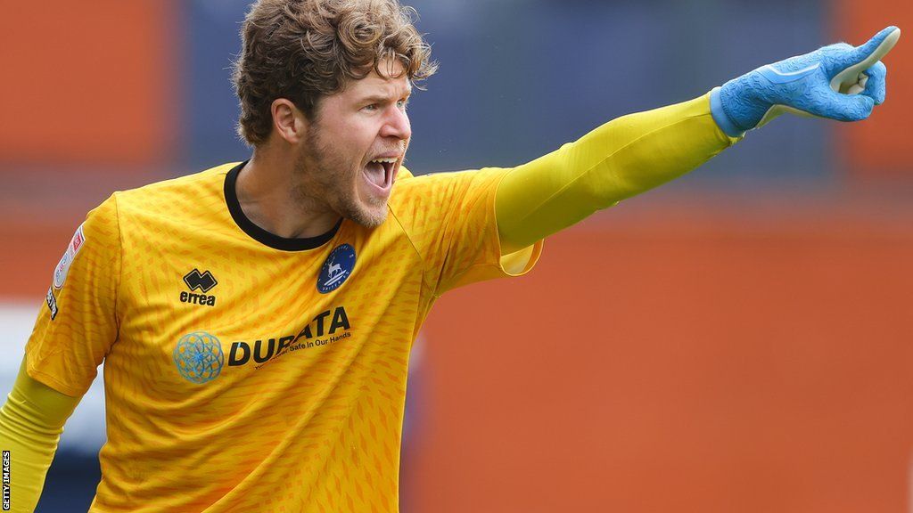 Ben Killip: Barnsley sign former Hartlepool United goalkeeper - BBC Sport