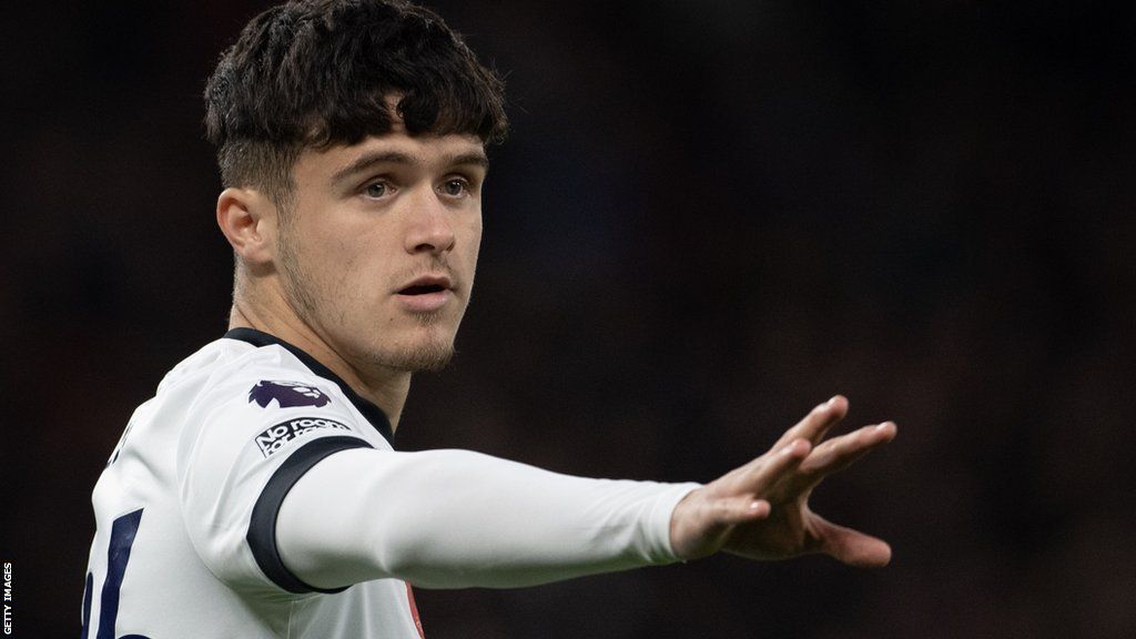 Ryan Giles and Noah Ohio: Hull City sign Luton Town full-back ...