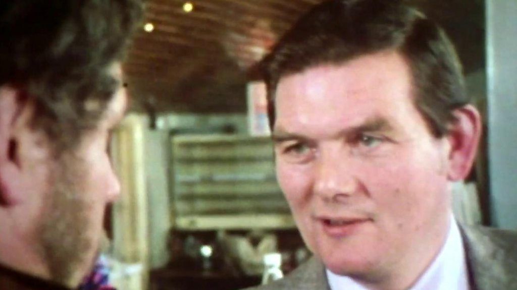 Carwyn James: Ex-Wales coach Gareth Jenkins pays tribute to legendary ...