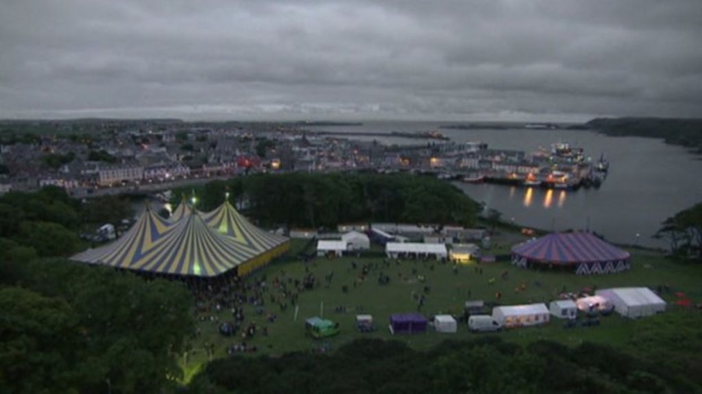 Fèis Cheilteach Innse Gall gus tòiseachadh - Naidheachdan a' BhBC