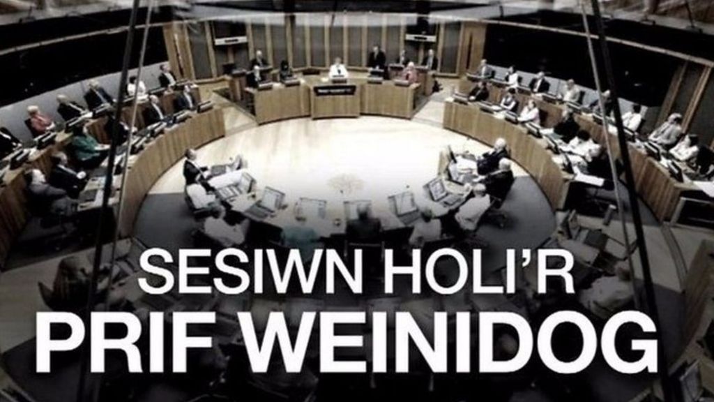 Holi'r Prif Weinidog: Dadansoddiad Vaughan Roderick - BBC Cymru Fyw