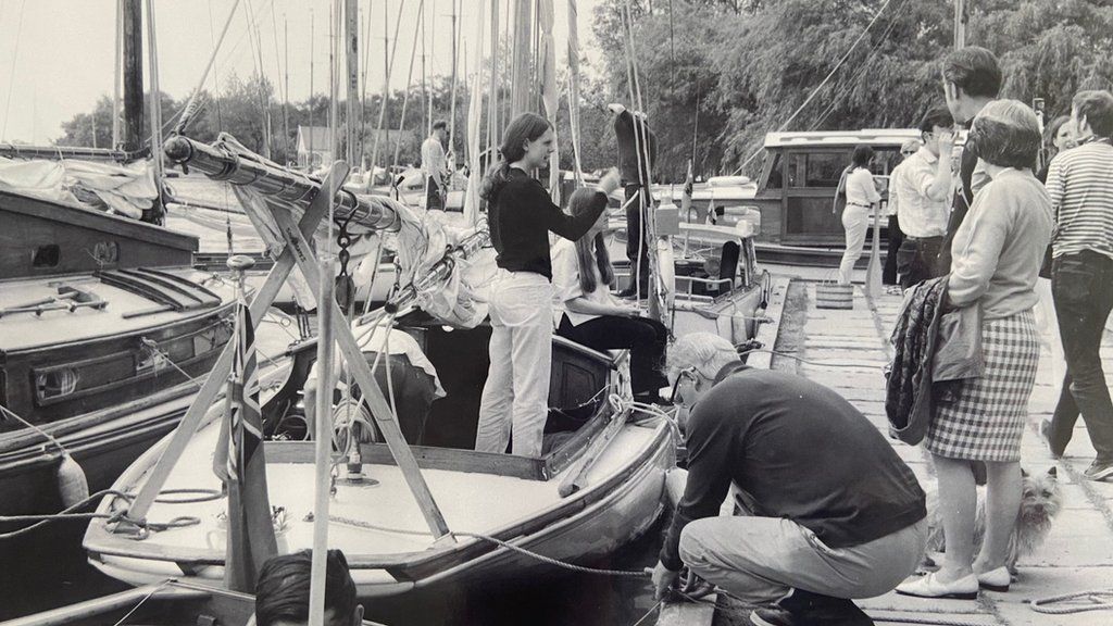 Three Rivers Race returns for its 60th anniversary - BBC News